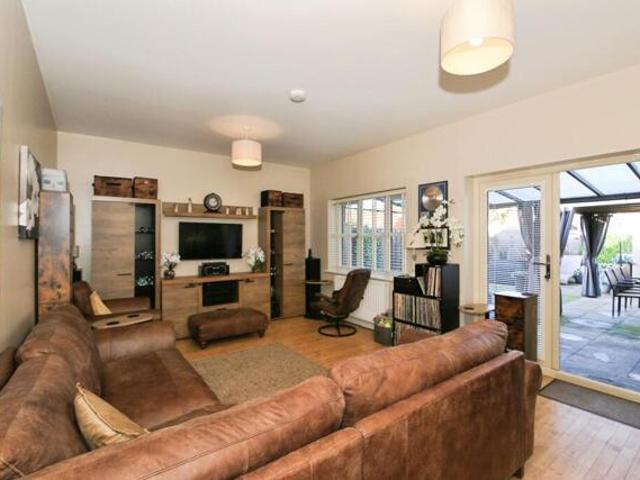 Bungalow 2 Bedroom For Sale Peterborough Lincolnshire 300000 ELS99380910