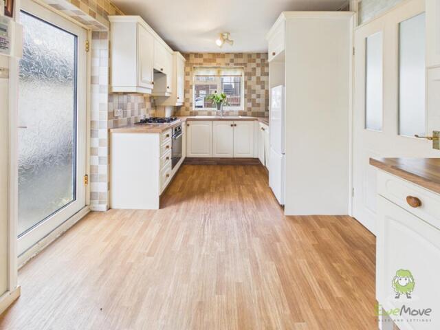 Bungalow 2 Bedroom For Sale Rotherham Rotherham 215000 ES101677931