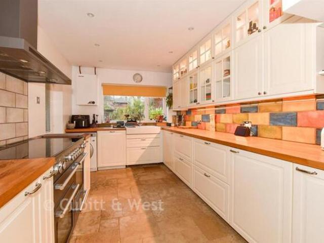 Bungalow 2 Bedroom For Sale Rusper West Sussex 413000 ELS99344727