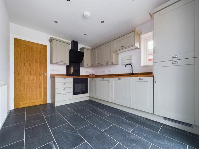 Bungalow 2 Bedroom For Sale Wolverhampton West Midlands 279500 ES90284531