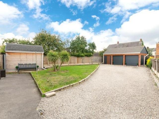 Bungalow 2 Bedroom For Sale Wakefield Wakefield 270000 ELS101931376