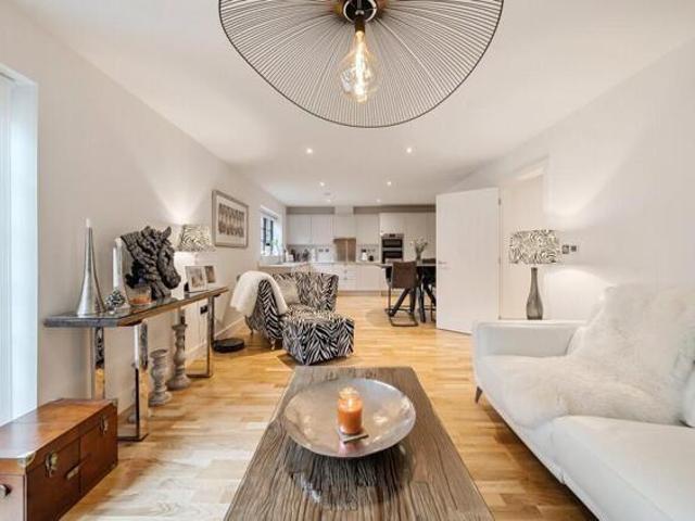 Bungalow 2 Bedroom For Sale Wincanton Somerset 390000 ES101351865
