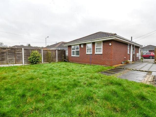 Bungalow 2 Bedroom For Sale Upton Cheshire 220000 ES99381060