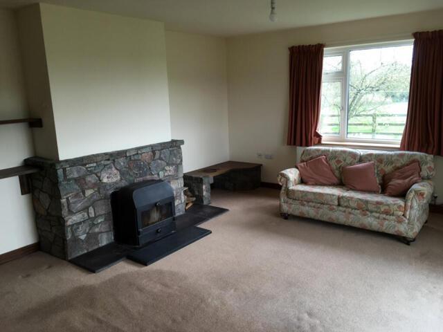 Bungalow 3 Bedroom For Rent Milton Keynes Buckinghamshire 1900 ES90427022
