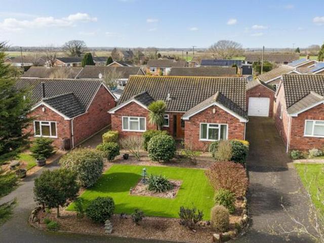 Bungalow 3 Bedroom For Sale Cantley Cantley 325000 ES101200162
