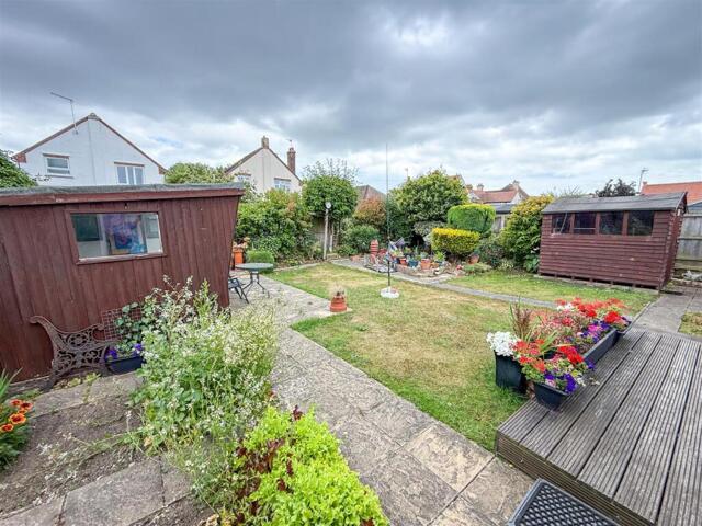 Bungalow 3 Bedroom For Sale Clacton On Sea Essex 280000 ELS100786424