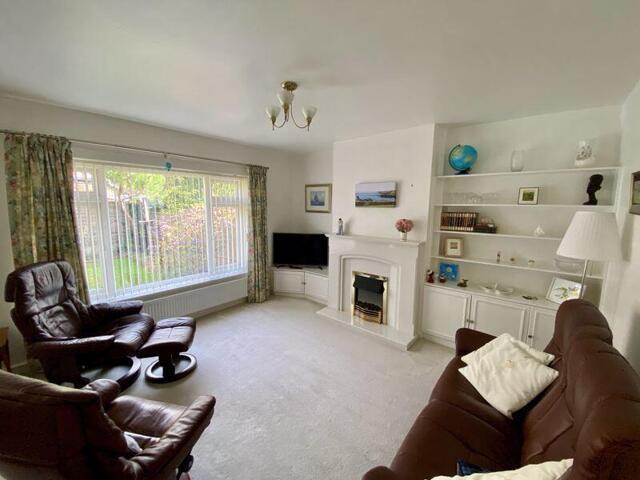 Bungalow 3 Bedroom For Sale Cuddington Cheshire West And Chester 250000 ELS99735843