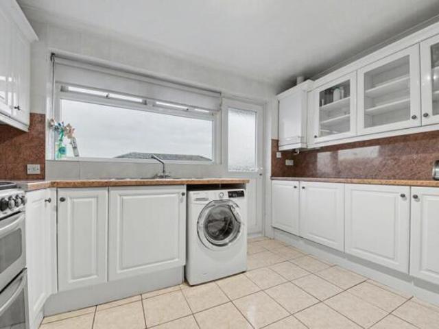 Bungalow 3 Bedroom For Sale Botley Hampshire 400000 ELS99315404