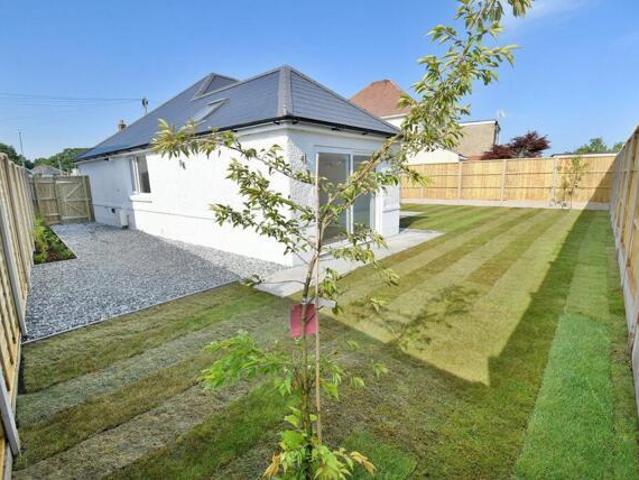 Bungalow 3 Bedroom For Sale Bournemouth Bournemouth 400000 ELS95745268