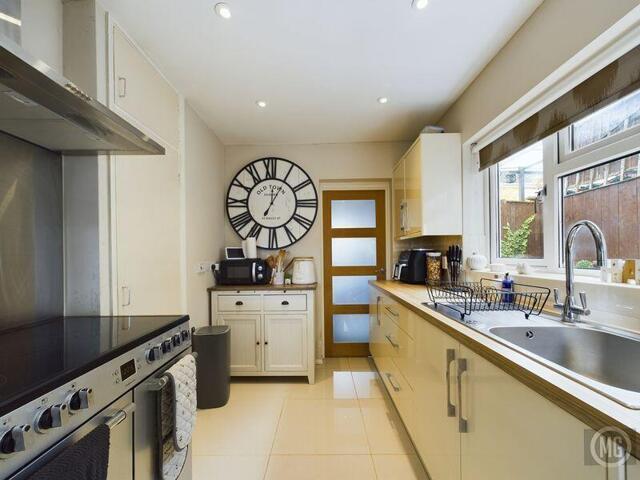 Bungalow 3 Bedroom For Sale Bath And North East Somerset Bath And North East Somerset 369000 ES98648875