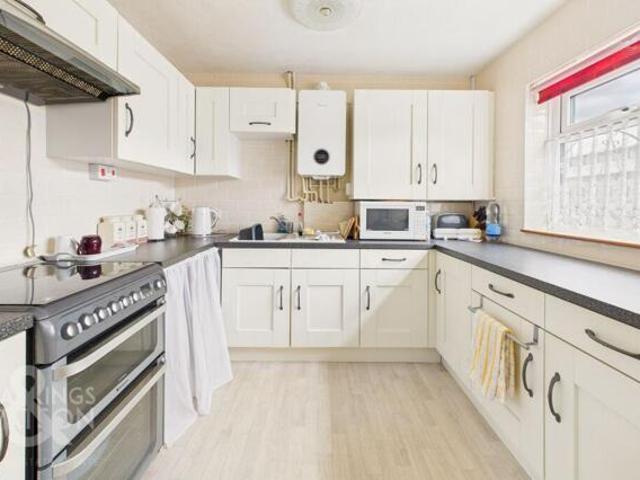 Bungalow 3 Bedroom For Sale Brundall Brundall 235000 ES99161943