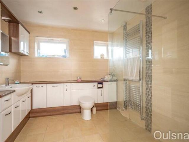 Bungalow 3 Bedroom For Sale Bromsgrove Worcestershire 450000 ES100648936