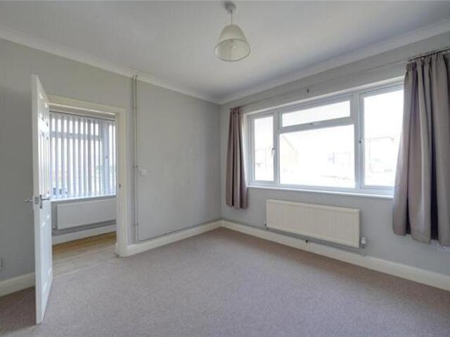 Bungalow 3 Bedroom For Sale Bury St. Edmunds Suffolk 310000 ELS101676608