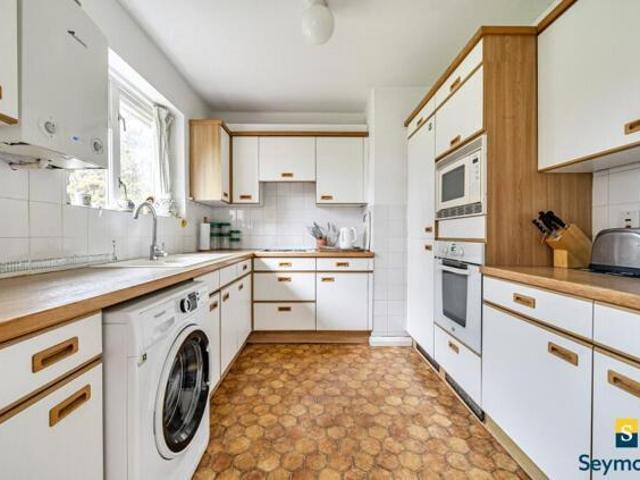 Bungalow 3 Bedroom For Sale Guildford Surrey 675000 ES100456518