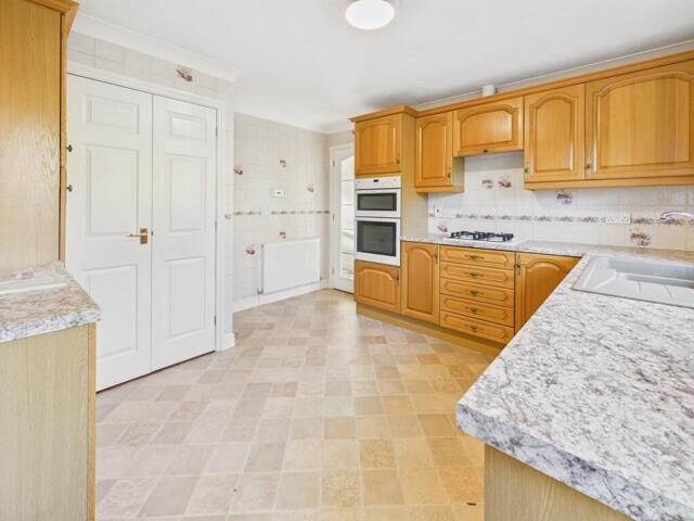 Bungalow 3 Bedroom For Sale Downham Market Norfolk 320000 ES99475917
