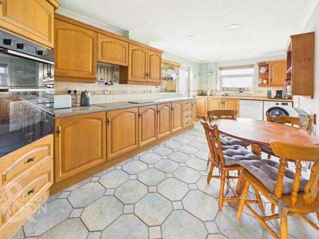 Bungalow 3 Bedroom For Sale Denton Greater Manchester 375000 ES101676301