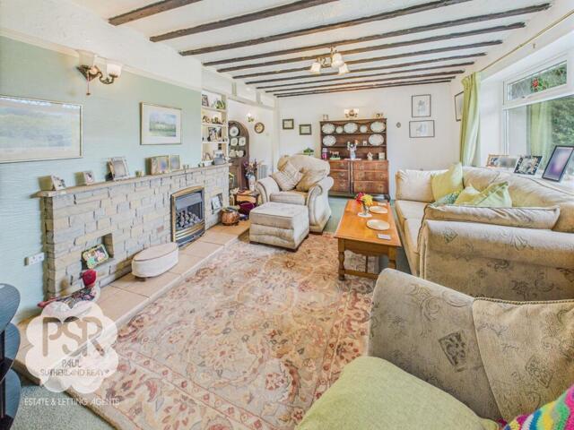 Bungalow 3 Bedroom For Sale Derbyshire Derbyshire 485000 ELS101856057