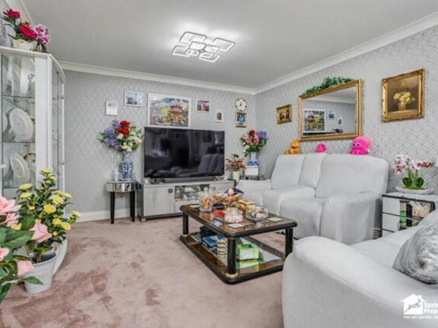 Bungalow 3 Bedroom For Sale Eastbourne East Sussex 430000 ES101931729