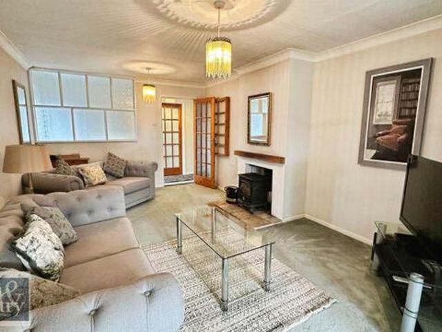 Bungalow 3 Bedroom For Sale Essex Essex 330000 ES98649356