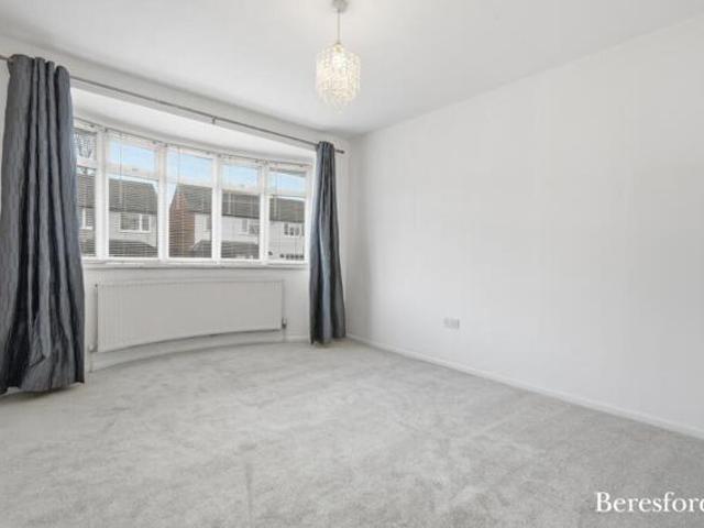 Bungalow 3 Bedroom For Sale Essex Essex 580000 ELS101025871