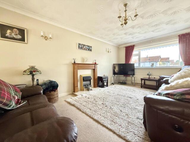 Bungalow 3 Bedroom For Sale Ferndown Dorset 450000 ES100541298