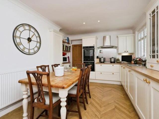 Bungalow 3 Bedroom For Sale Heathfield East Sussex 750000 ES98205142