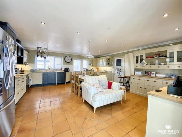 Bungalow 3 Bedroom For Sale Hundleton Hundleton 425000 ES99161624