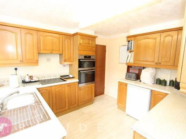 Bungalow 3 Bedroom For Sale Lancs Lancashire 325000 ES98766115
