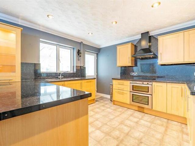 Bungalow 3 Bedroom For Sale Lancs Lancashire 369995 ES98649002