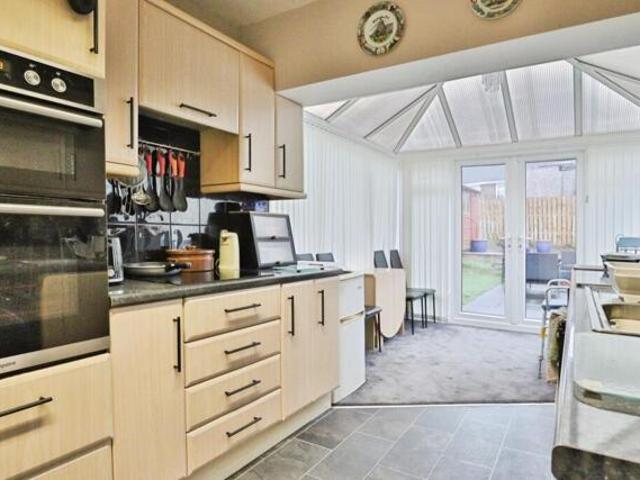 Bungalow 3 Bedroom For Sale Leeds Leeds 295000 ELS101025355