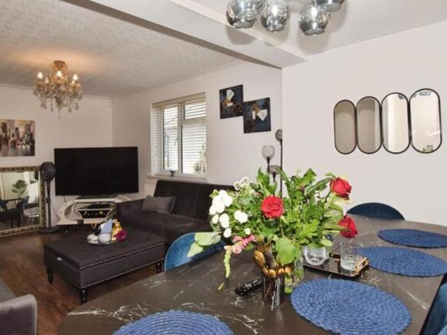 Bungalow 3 Bedroom For Sale Leicester Leicester 350000 ES100579039