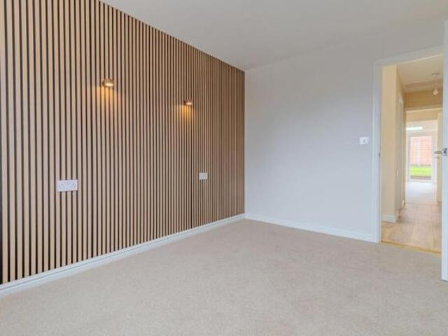 Bungalow 3 Bedroom For Sale Leicestershire Leicestershire 300000 ELS101200123