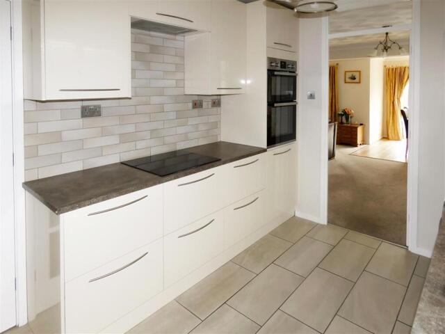 Bungalow 3 Bedroom For Sale Littlehampton West Sussex 625000 ELS100855079