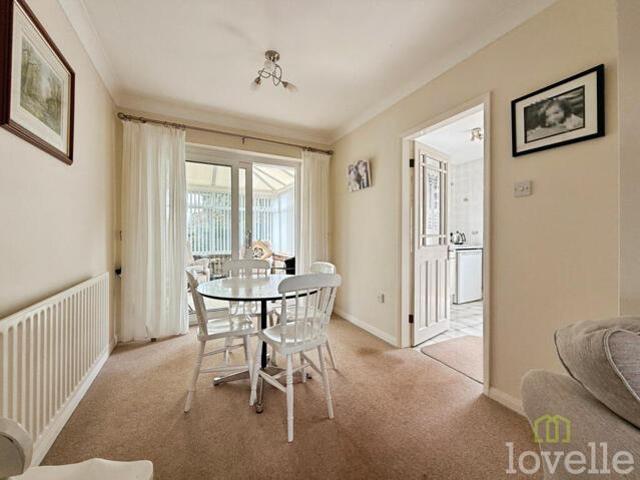 Bungalow 3 Bedroom For Sale Lincoln Lincolnshire 320000 ES99029362