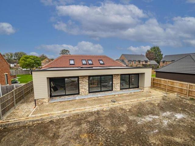 Bungalow 3 Bedroom For Sale Lincolnshire Lincolnshire 595000 ES100854950
