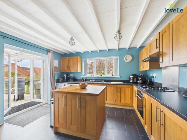 Bungalow 3 Bedroom For Sale Lincolnshire Lincolnshire 325000 ES101678161