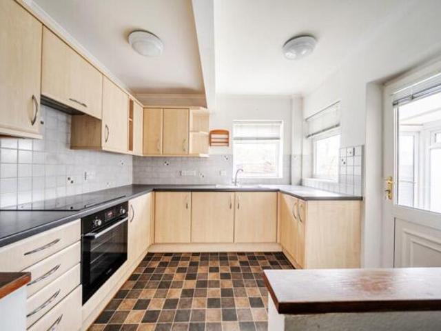 Bungalow 3 Bedroom For Sale Ludgershall Hampshire 325000 ELS99986455