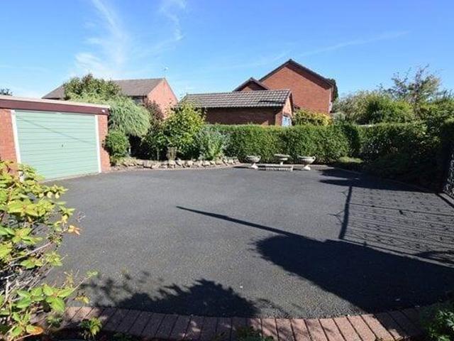 Bungalow 3 Bedroom For Sale Market Drayton Shropshire 395000 ELS101676036