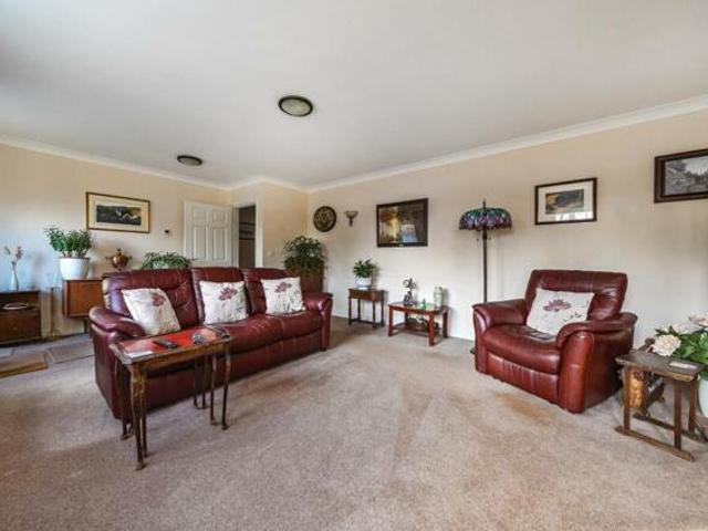 Bungalow 3 Bedroom For Sale Northamptonshire Northamptonshire 485000 ES90575462
