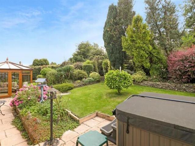 Bungalow 3 Bedroom For Sale Nailsworth Gloucestershire 470000 ES98477462