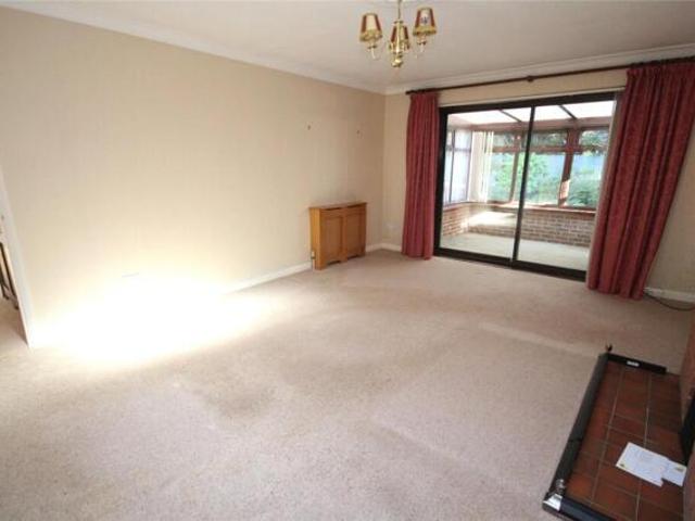 Bungalow 3 Bedroom For Sale New Milton Hampshire 475000 ELS101677295
