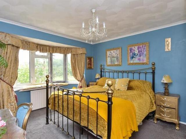 Bungalow 3 Bedroom For Sale Newhaven East Sussex 350000 ELS98969258