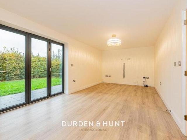 Bungalow 3 Bedroom For Sale South Ockendon Thurrock 500000 ES98687731