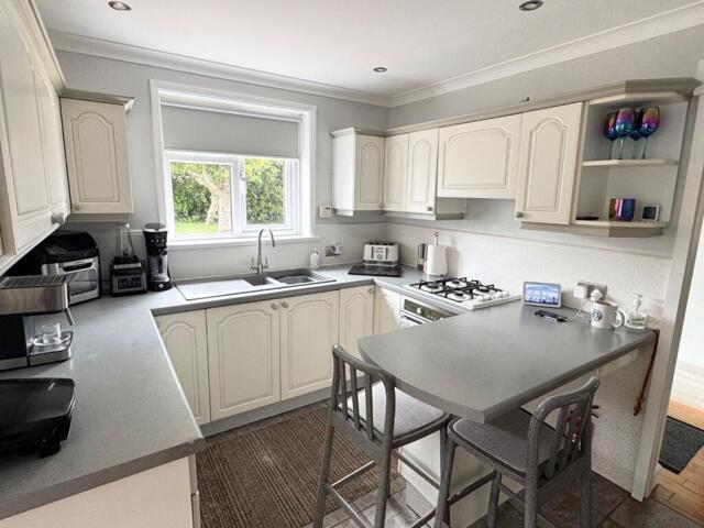 Bungalow 3 Bedroom For Sale Southampton Hampshire 385000 ES101675843