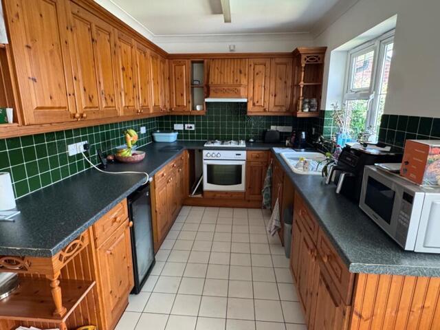 Bungalow 3 Bedroom For Sale Southampton Hampshire 389950 ES93082147