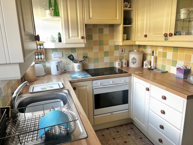 Bungalow 3 Bedroom For Sale Southampton Hampshire 325000 ELS99952005