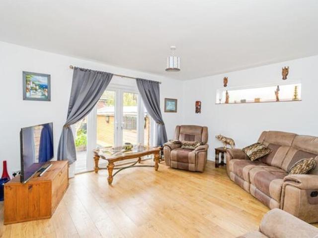Bungalow 3 Bedroom For Sale Southampton Hampshire 400000 ES101892416