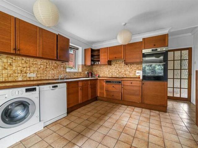 Bungalow 3 Bedroom For Sale Sawbridgeworth Hertfordshire 750000 ES100825162