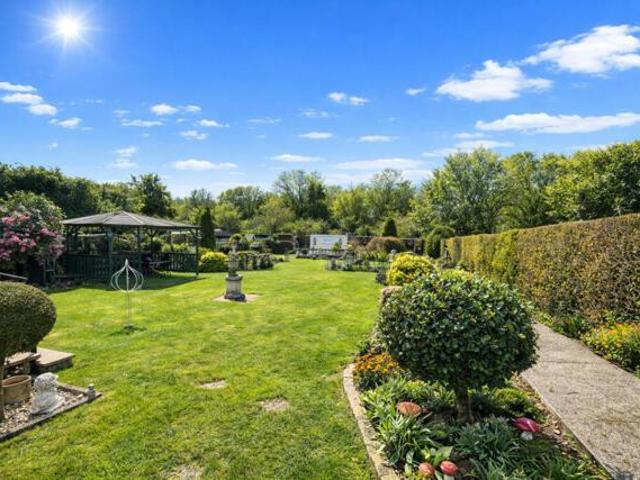 Bungalow 3 Bedroom For Sale Shaftesbury Dorset 460000 ES100456558