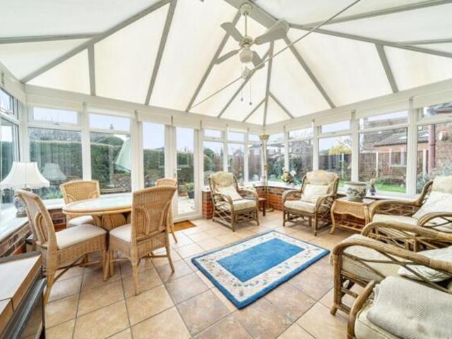 Bungalow 3 Bedroom For Sale Sleaford Lincolnshire 375000 ELS101200212